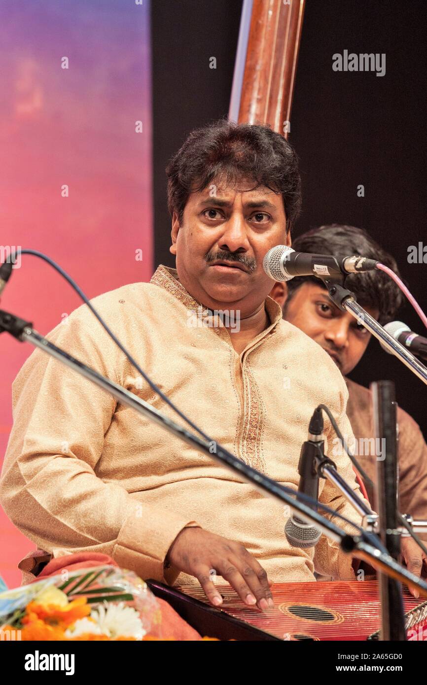 Rashid khan hi-res stock photography and images - Alamy