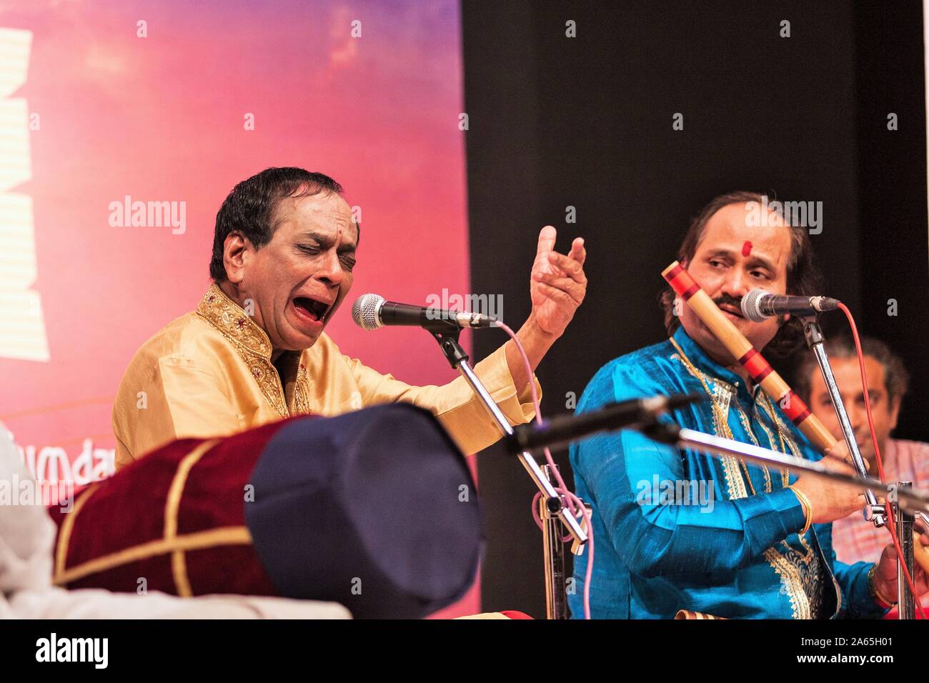 Indian Carnatic vocalist M Balamuralikrishna and flautist Ronu Majumdar ...