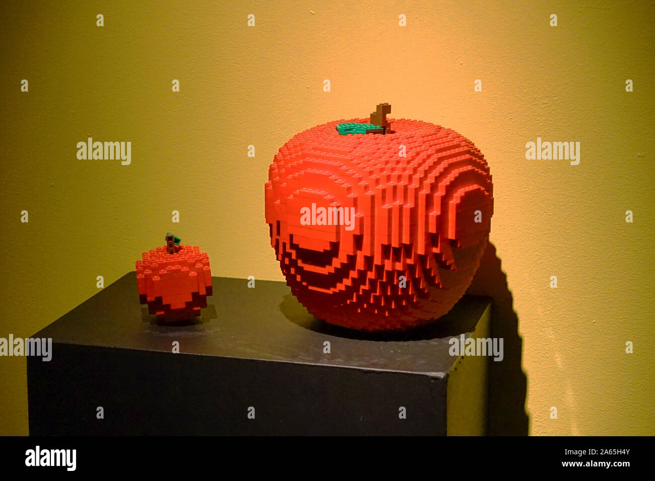 Lego Orange Fruit