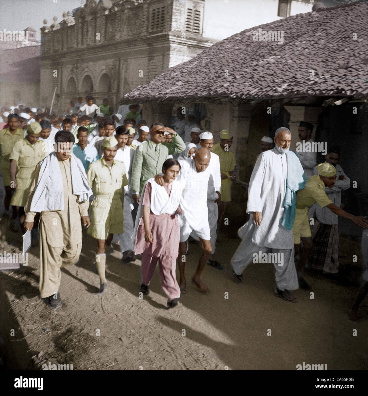 Mahatma Gandhi with Abdul Ghaffar Khan during peace march, Bihar, India ...