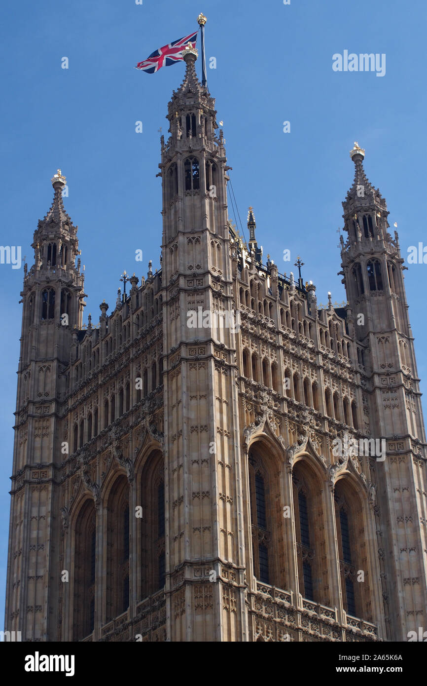 A view of the top of the Victoria Tower of the Houses of Parliament ...