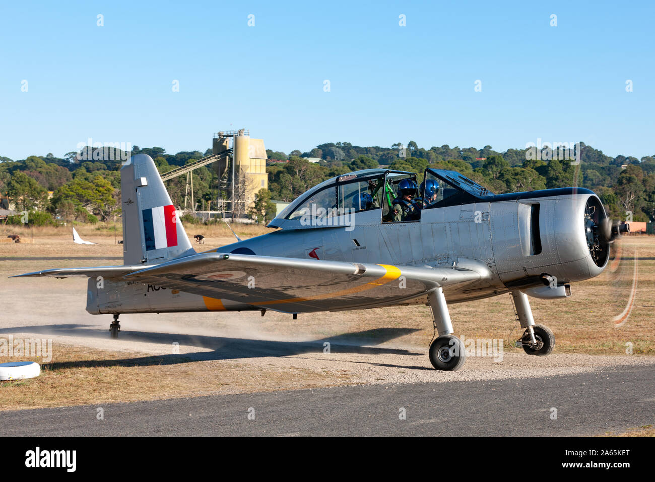 Former Royal Australian Air Force (RAAF) Commonwealth Aircraft ...
