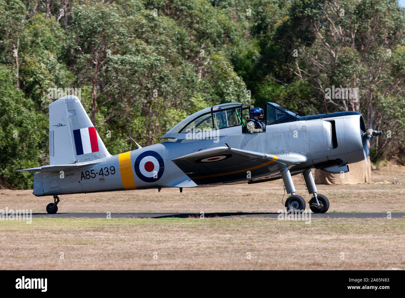 Former Royal Australian Air Force (RAAF) Commonwealth Aircraft ...