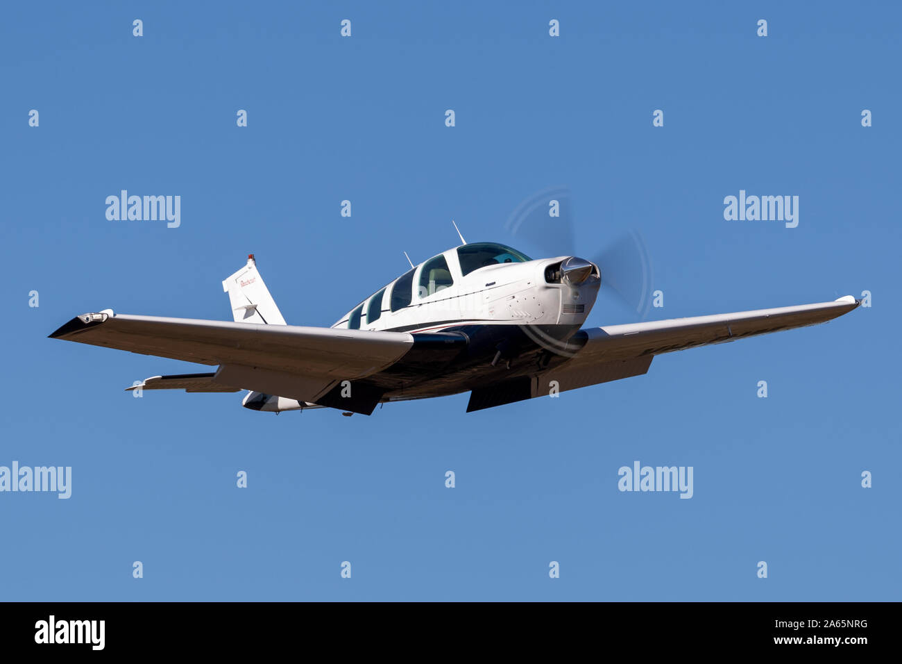 Six seat light aircraft hi-res stock photography and images - Alamy