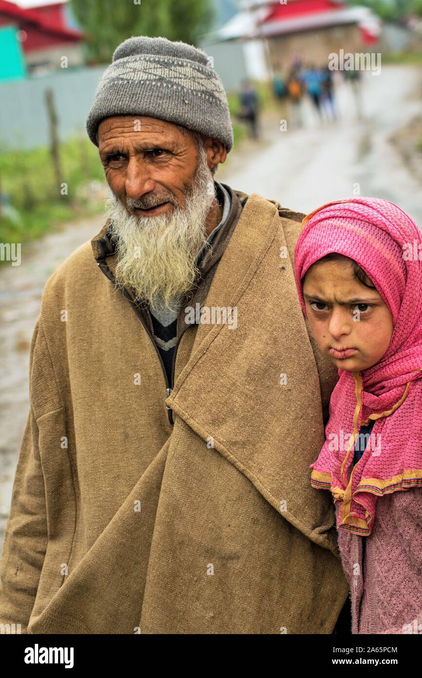 Kashmiri Child High Resolution Stock Photography and Images - Alamy