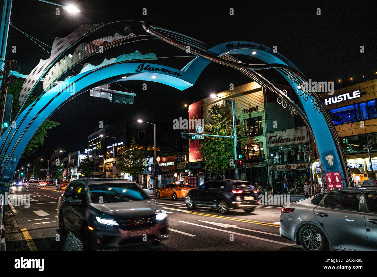Itaewon seoul night hi-res stock photography and images - Alamy