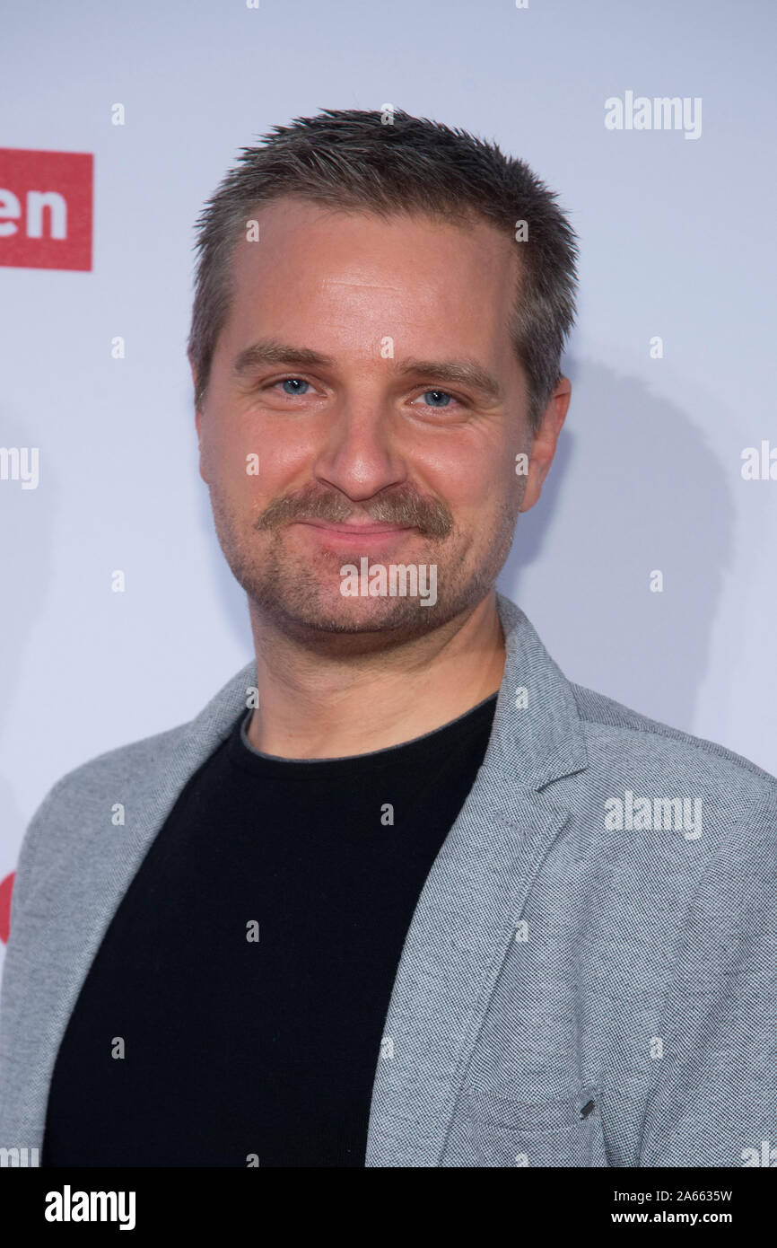 Cologne, Deutschland. 17th Oct, 2019. Daniel BAADEN, Actor, Red Carpet ...