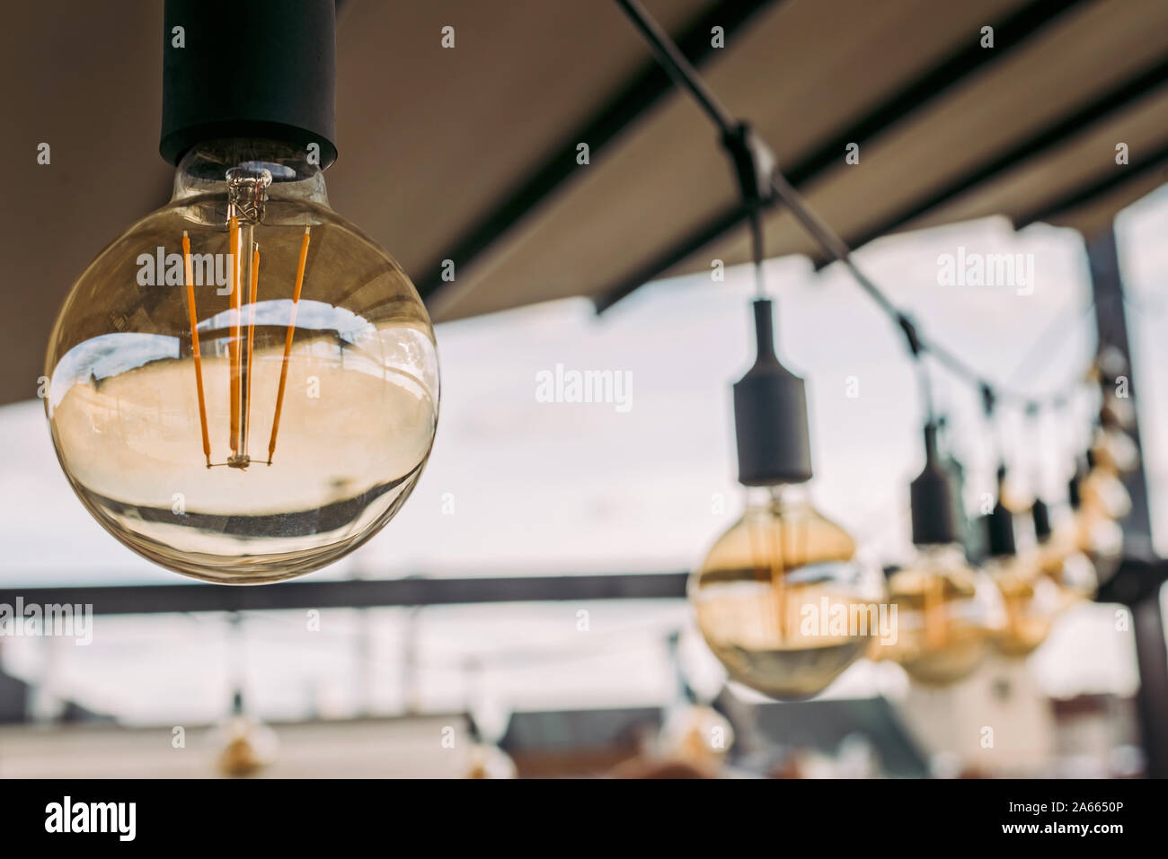 Sphere lamps hi-res stock photography and images - Alamy