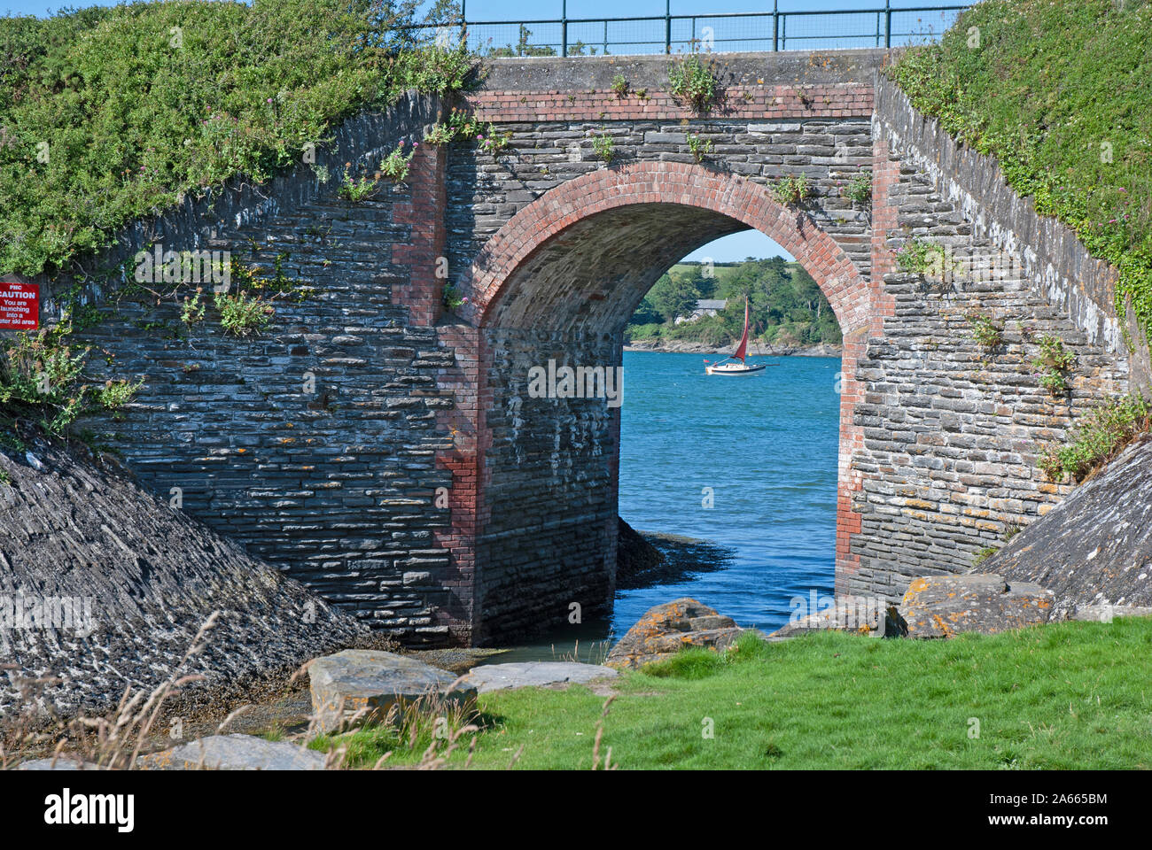Camel estuary cycle hi-res stock photography and images - Alamy