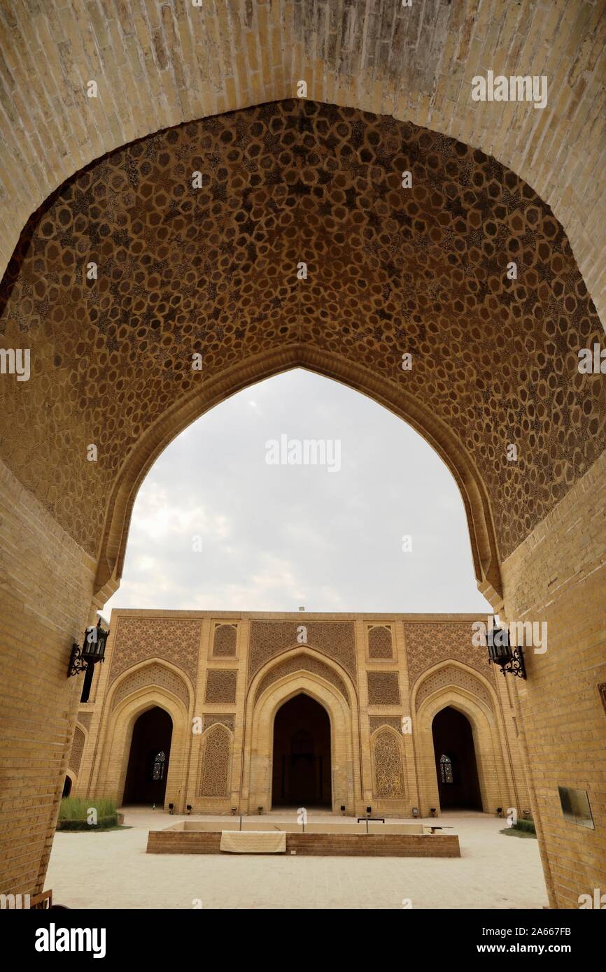 Baghdad. 16th Oct, 2019. Photo taken on Oct. 16, 2019 shows the ...