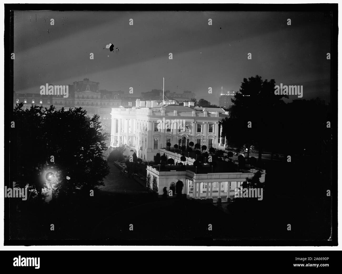 White house east side Black and White Stock Photos & Images - Alamy
