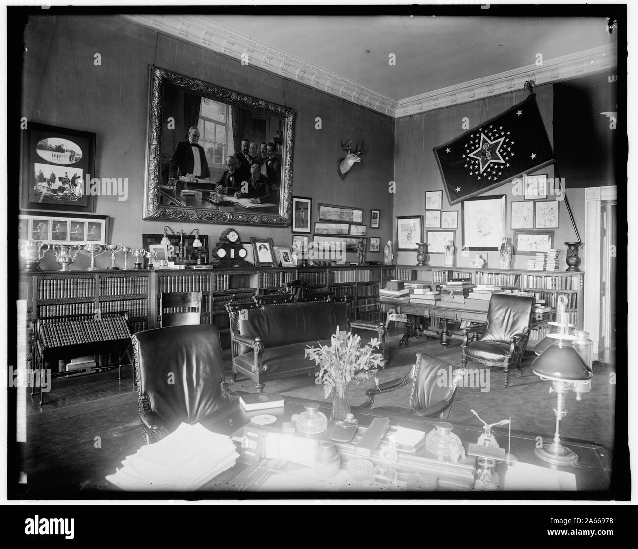 Presidents study Black and White Stock Photos & Images - Alamy