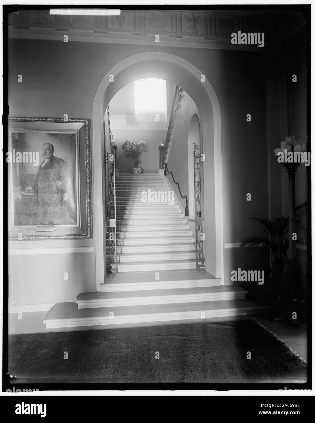House stairs railing Black and White Stock Photos & Images - Alamy