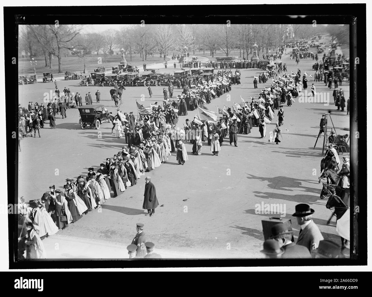 WOMAN SUFFRAGE. MARCH ON CAPITOL Stock Photo - Alamy