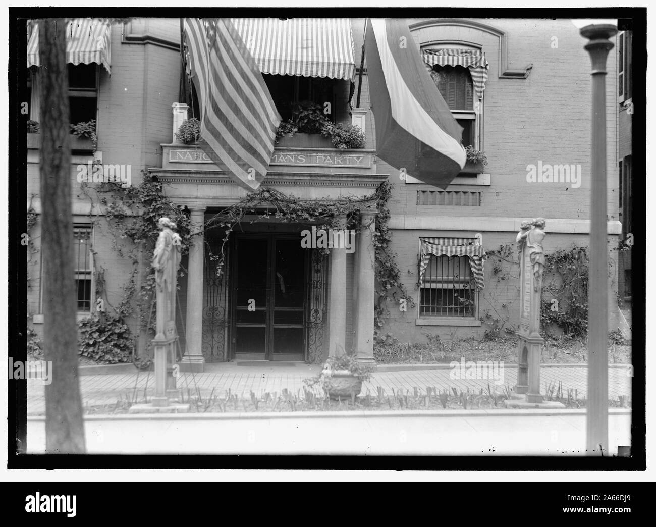 WOMAN SUFFRAGE. NATIONAL WOMEN'S PARTY HEADQUARTERS; EXTERIOR Stock ...