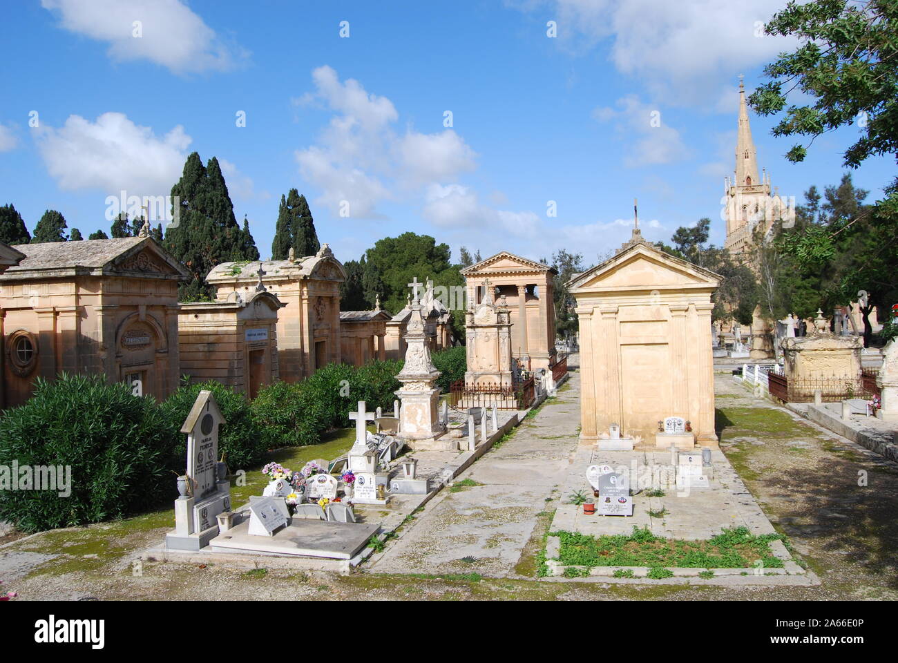 Malta, Marsa Cemetery Stock Photo - Alamy