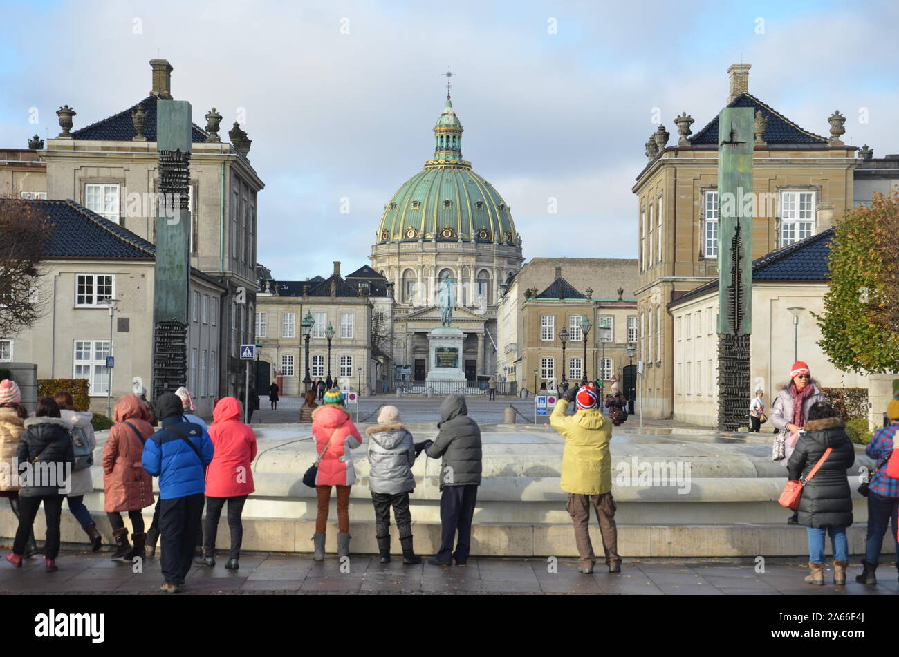 Fountain amalienborg hi-res stock photography and images - Alamy
