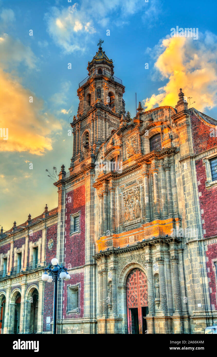 Mexico city church hi-res stock photography and images - Alamy