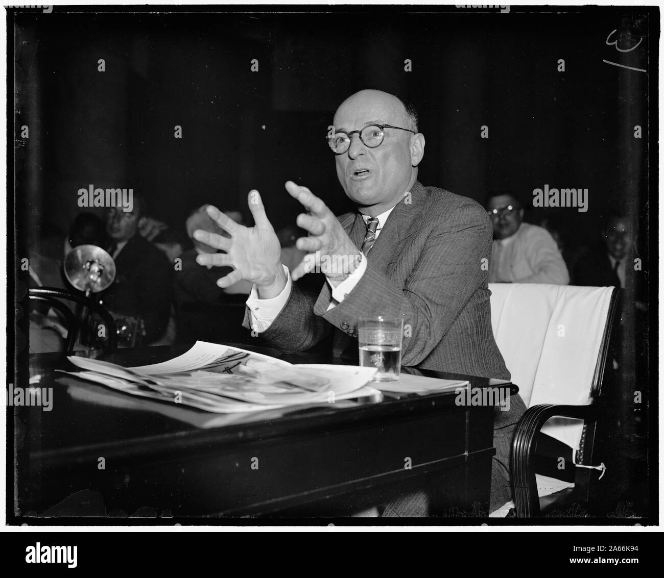 Girdler hi-res stock photography and images - Alamy