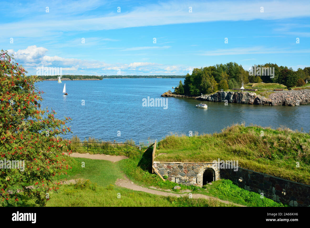 Suomenlinna Sea Fortress in the Helsinki bay. A Unesco World Heritage ...