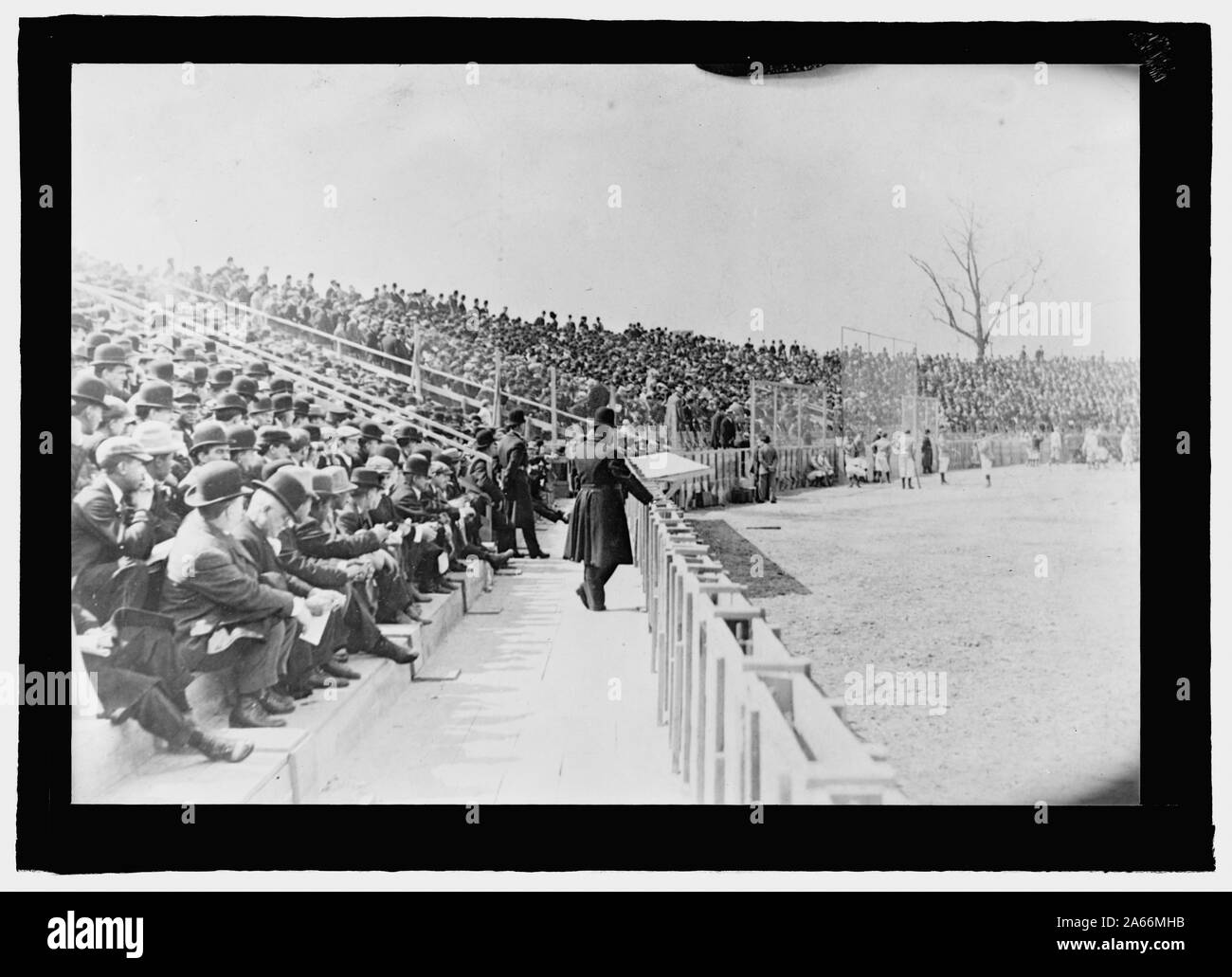 Early baseball game hi-res stock photography and images - Alamy