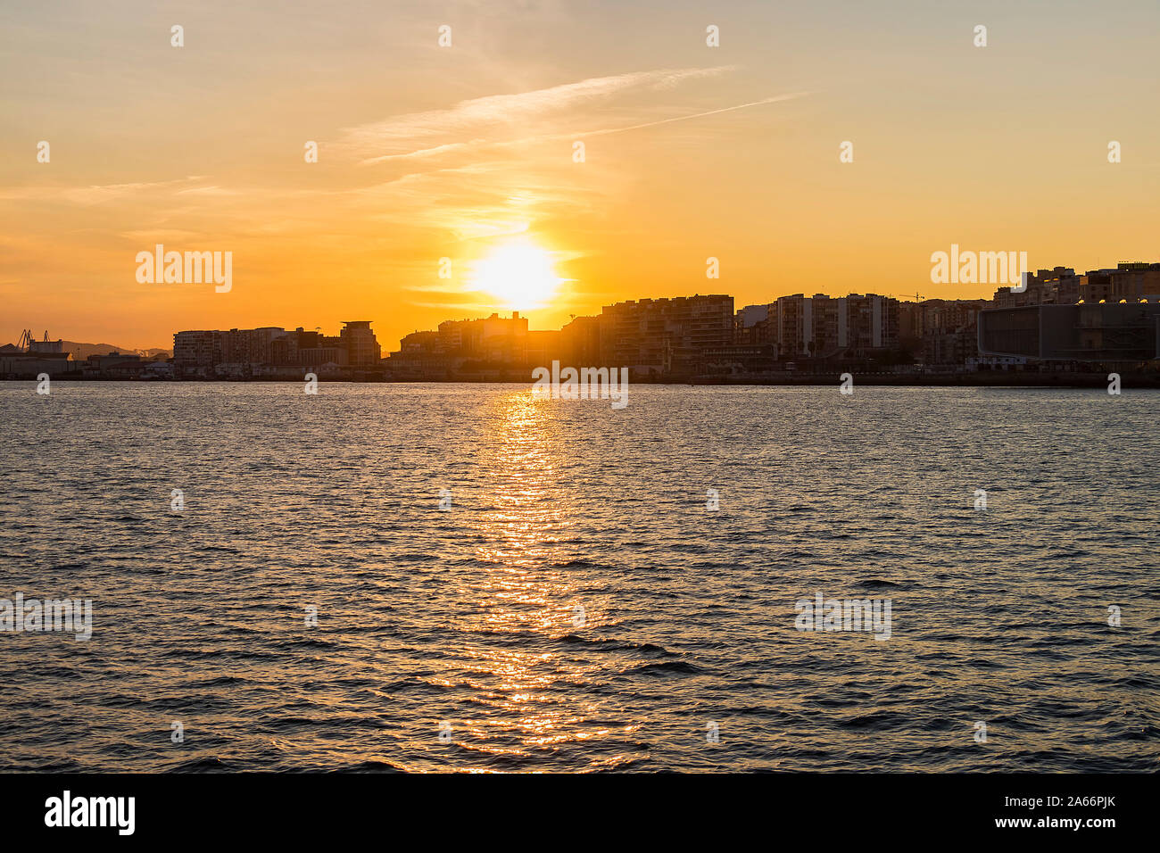 Santander bay hi-res stock photography and images - Alamy