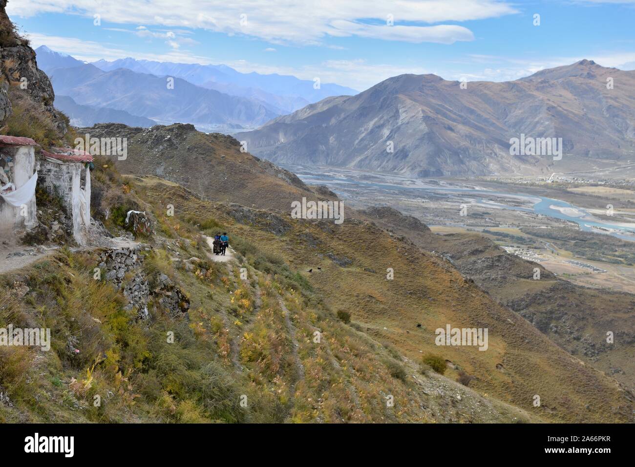 Northern tibet plateau hi-res stock photography and images - Alamy