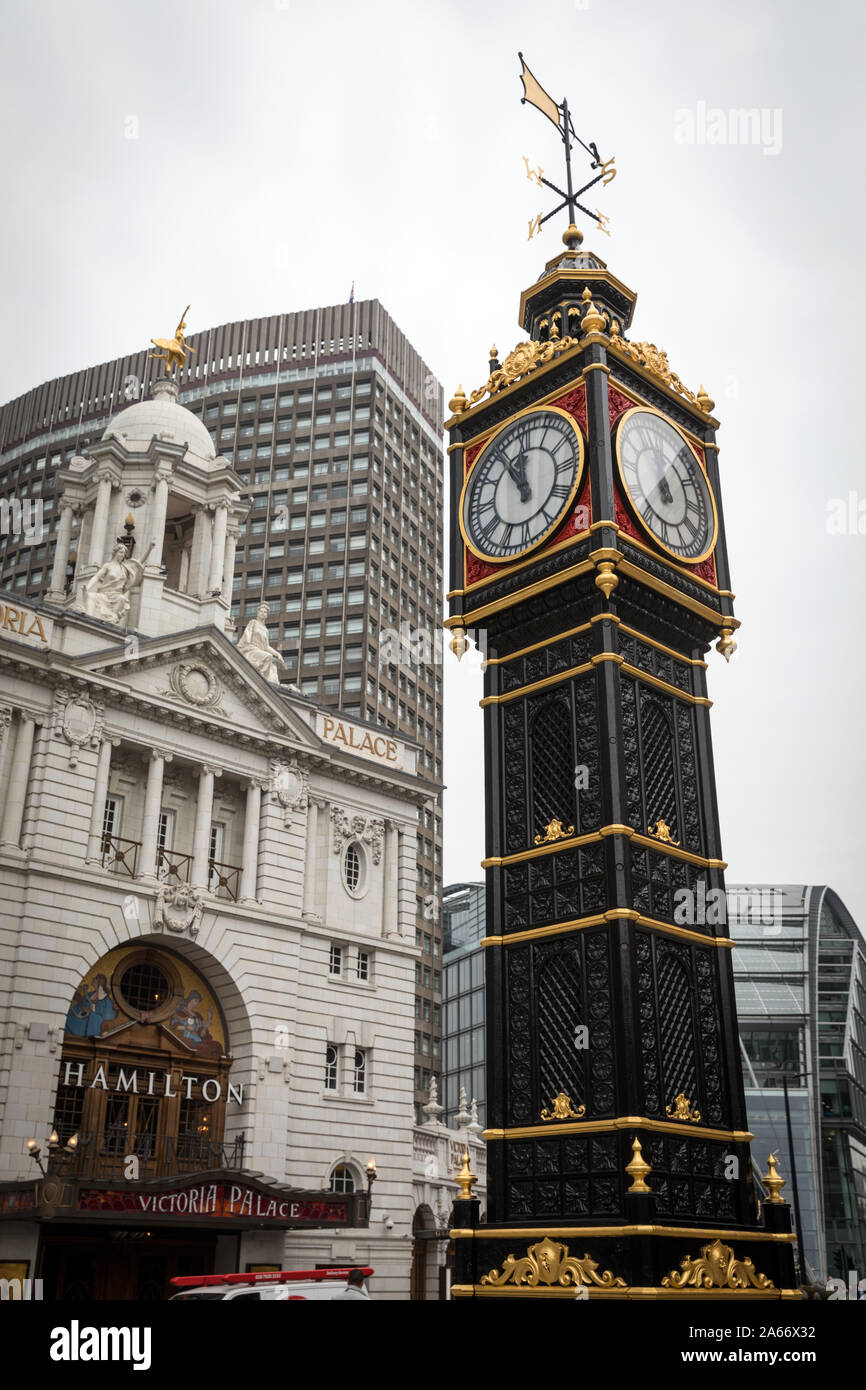 Little ben clock tower hi-res stock photography and images - Alamy