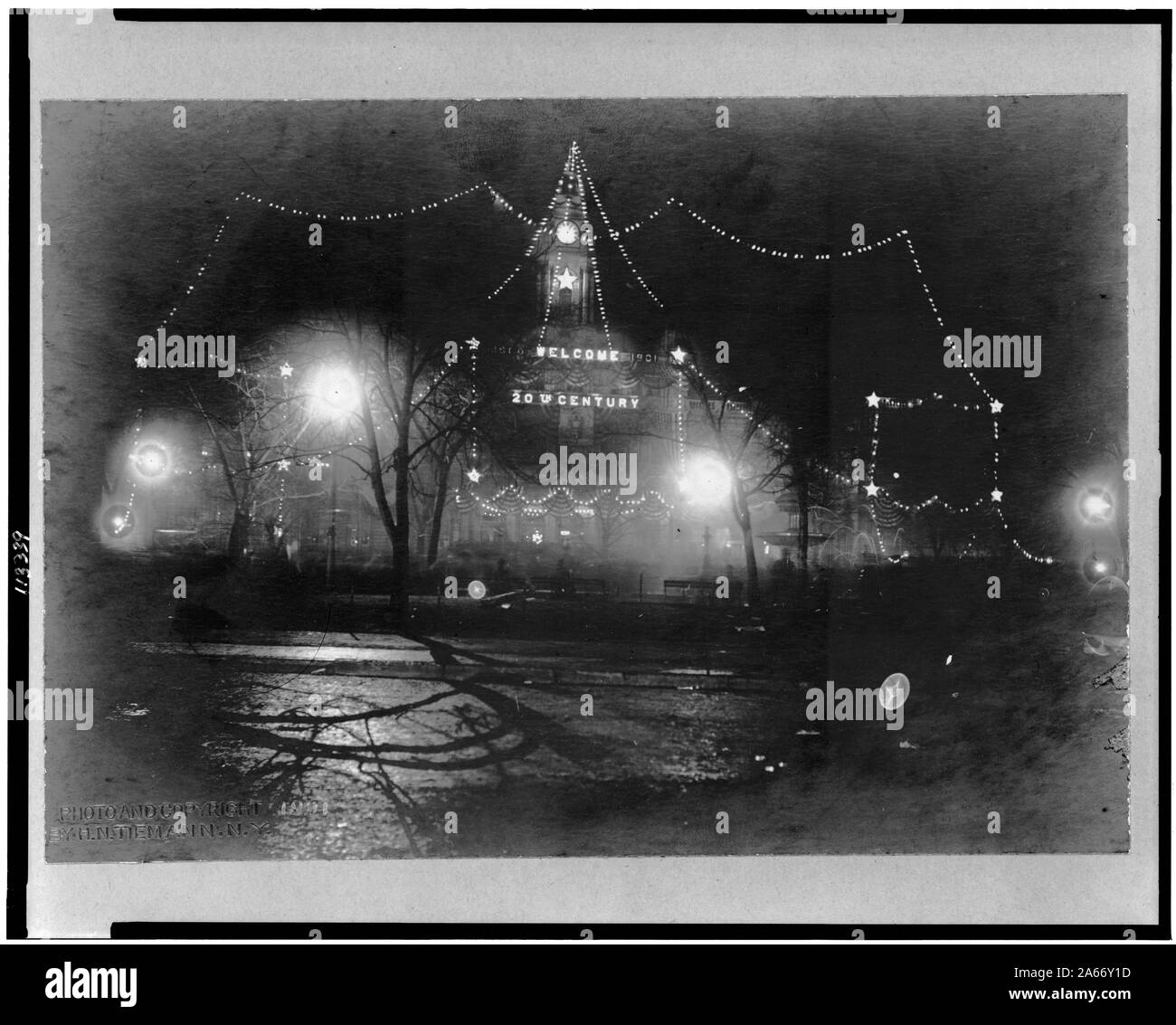 Twentieth century Cut Out Stock Images & Pictures - Alamy