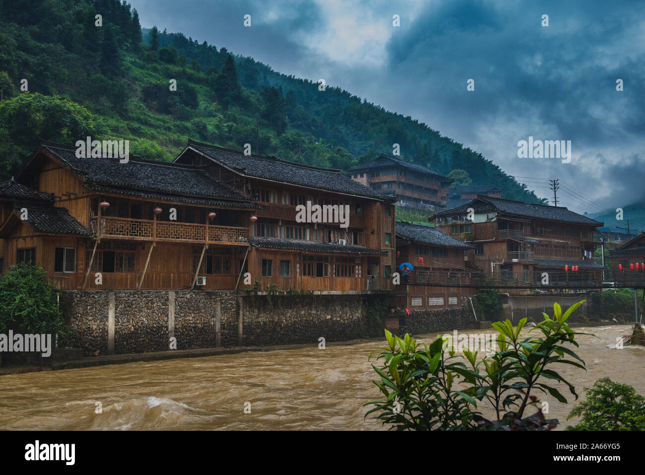Mountainous chinese village hi-res stock photography and images - Alamy