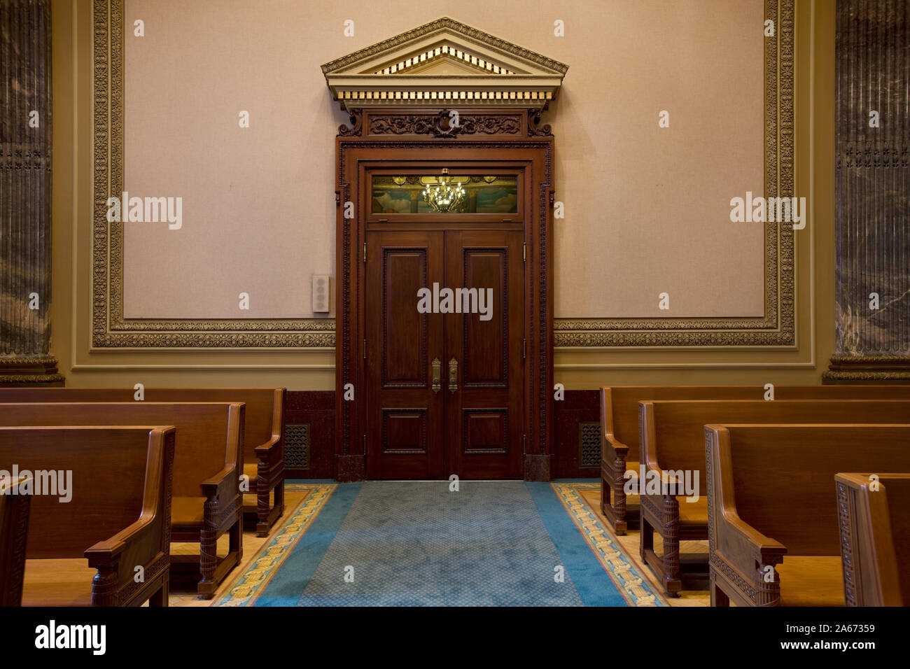 Jury room door hi-res stock photography and images - Alamy