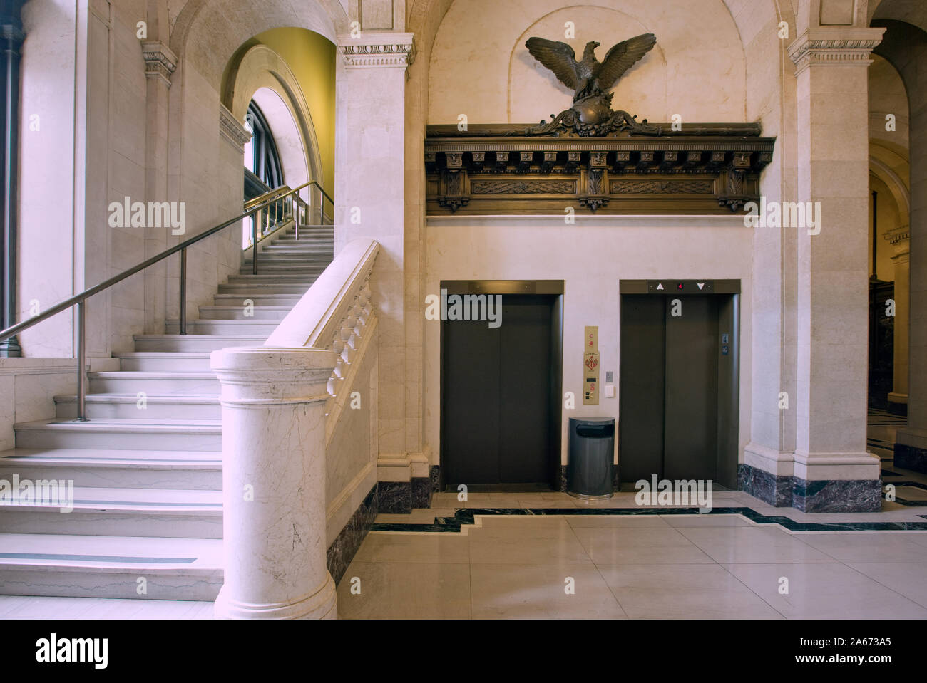 West elevator lobby, Howard M. Metzenbaum U.S. Courthouse, Cleveland ...