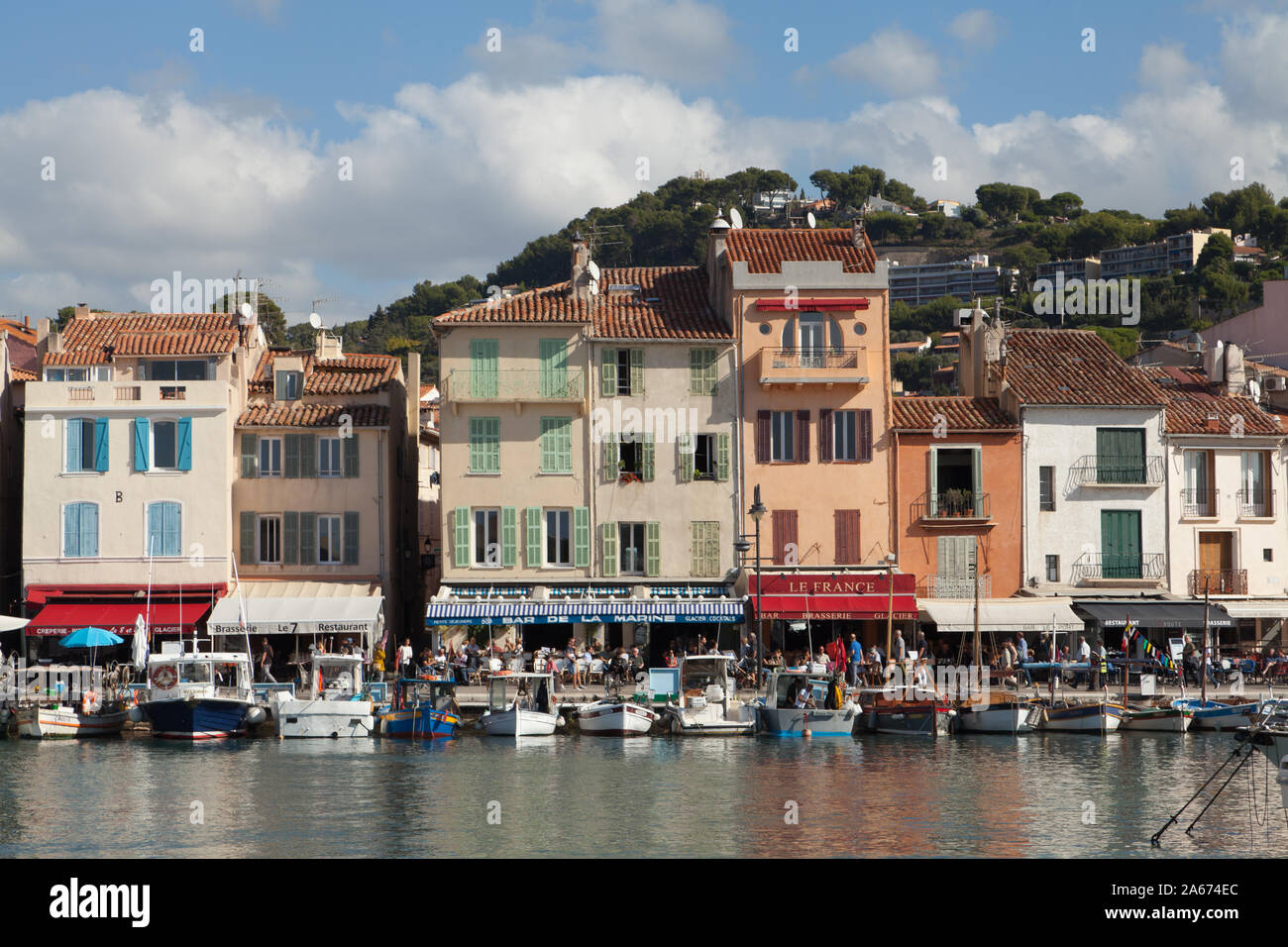 Cassis Harbour, Bouches-du-Rhône, Southern France Stock Photo - Alamy