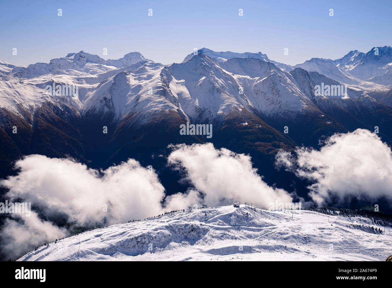Aletscharena in den Berner Alpen, Wallis, Schweiz, Europa Stock Photo ...