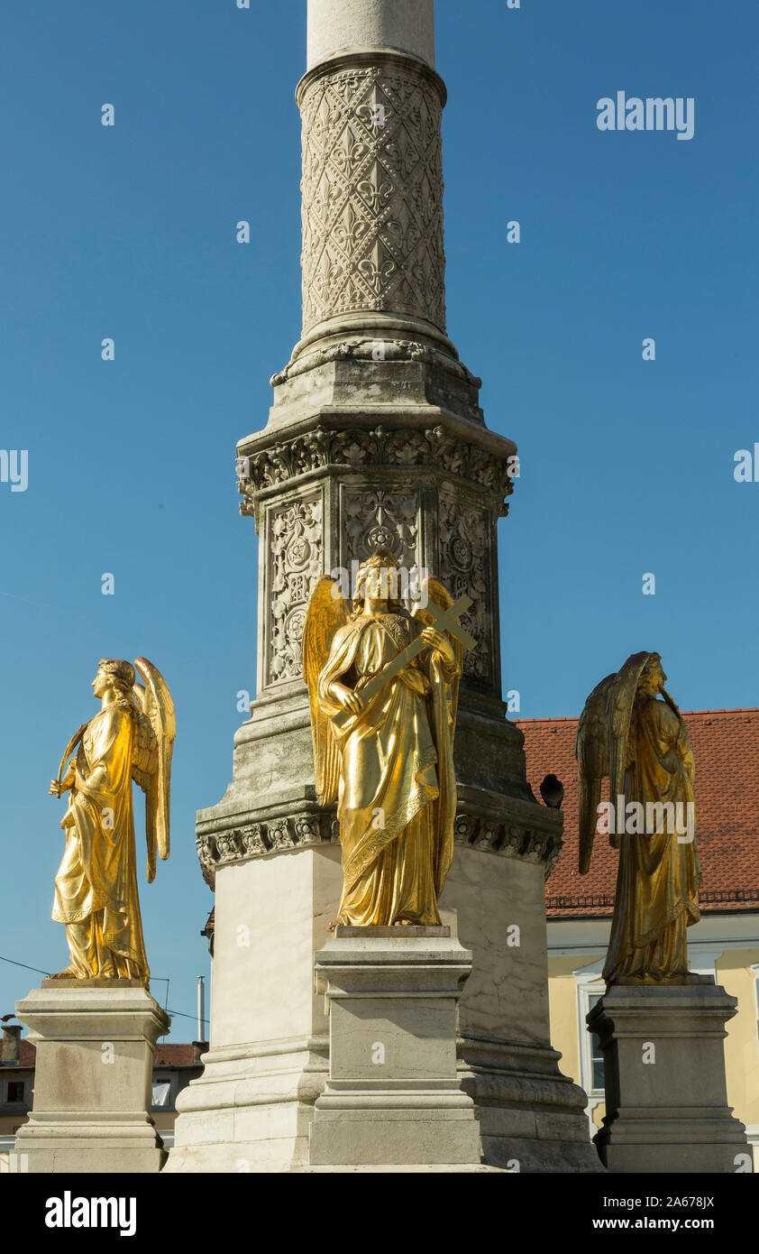 Sacral wing hi-res stock photography and images - Alamy