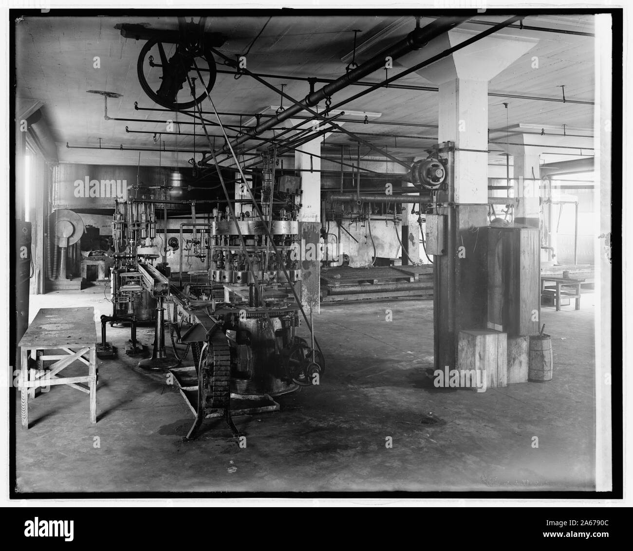 Production works Black and White Stock Photos & Images - Alamy