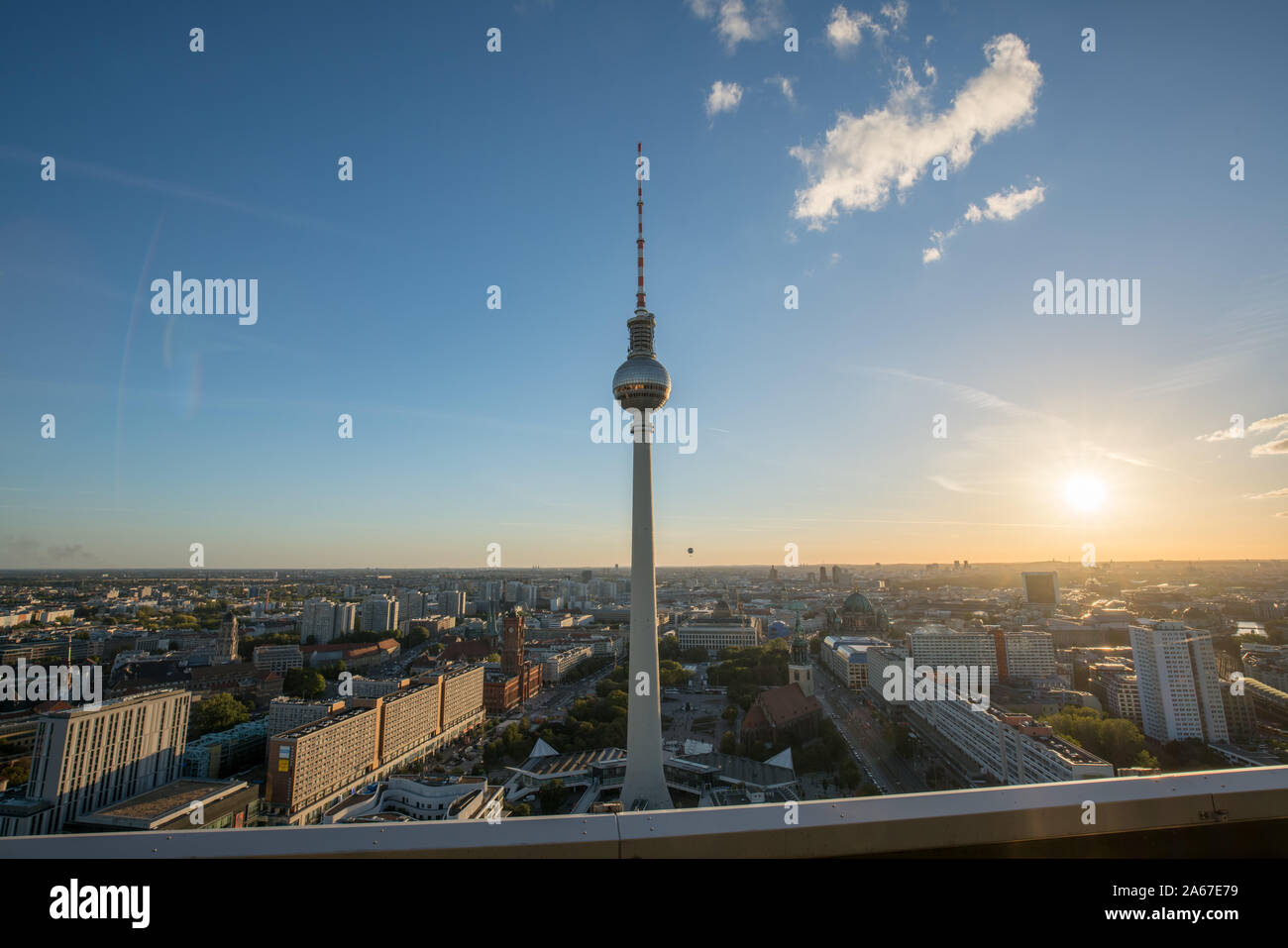 Skyscraper television tower in city hi-res stock photography and images ...