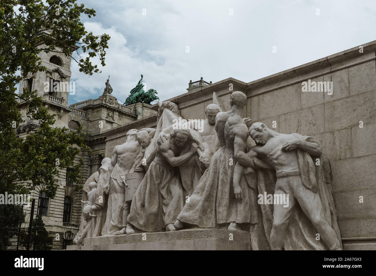 Kossuth Memorial, a public monument dedicated to former Hungarian ...
