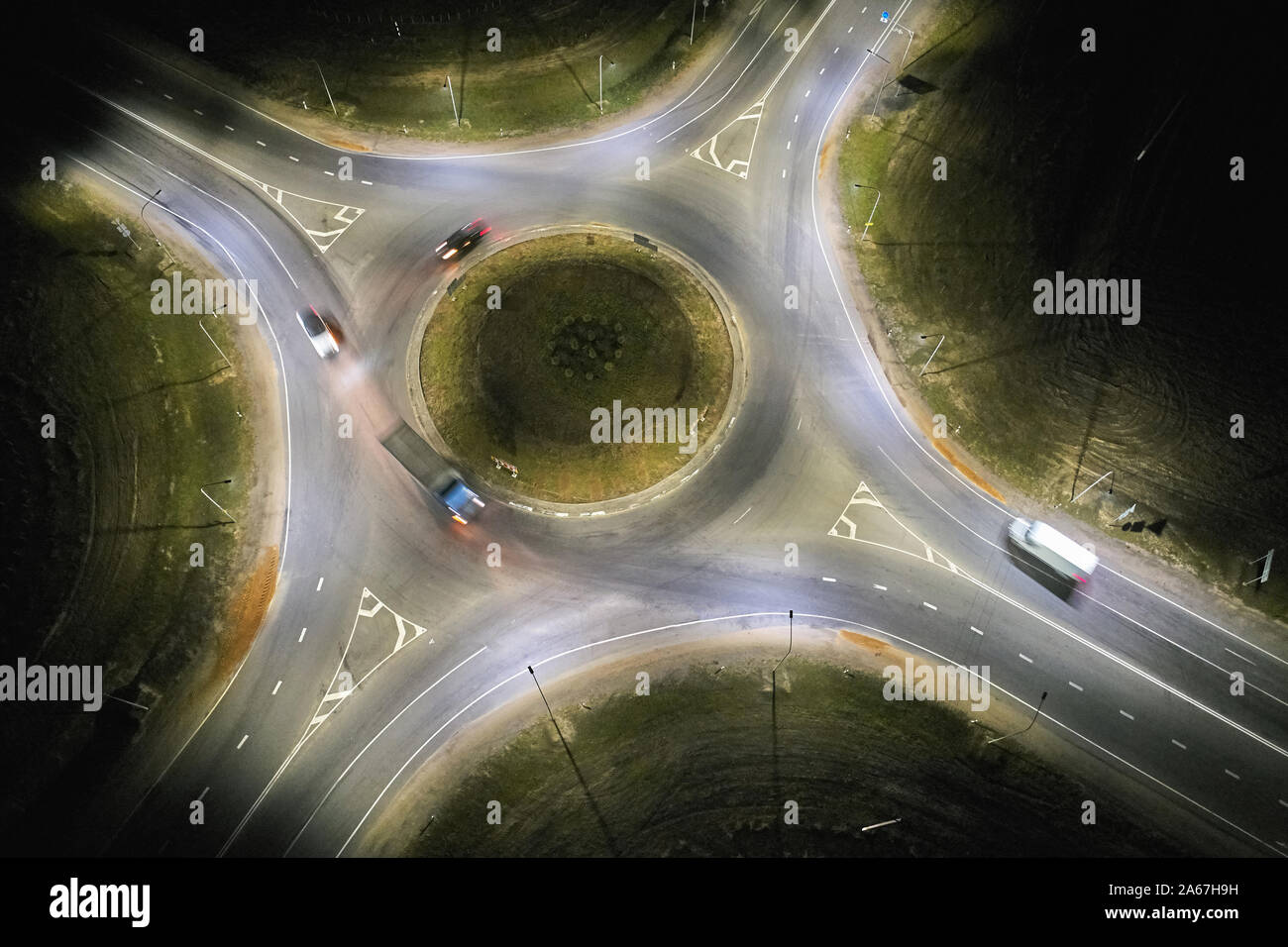 Aerial view of roundabout road hi-res stock photography and images - Alamy