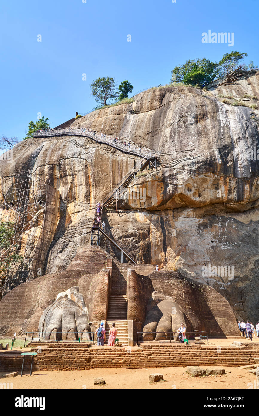 The Lion Gate with stairway to top of Sigiriya Rock, Sri Lanka Stock ...