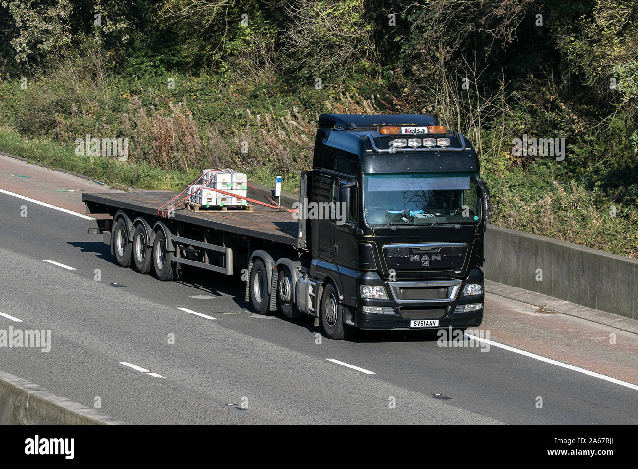 Flatbed truck flatbed articulated lorry hi-res stock photography and ...