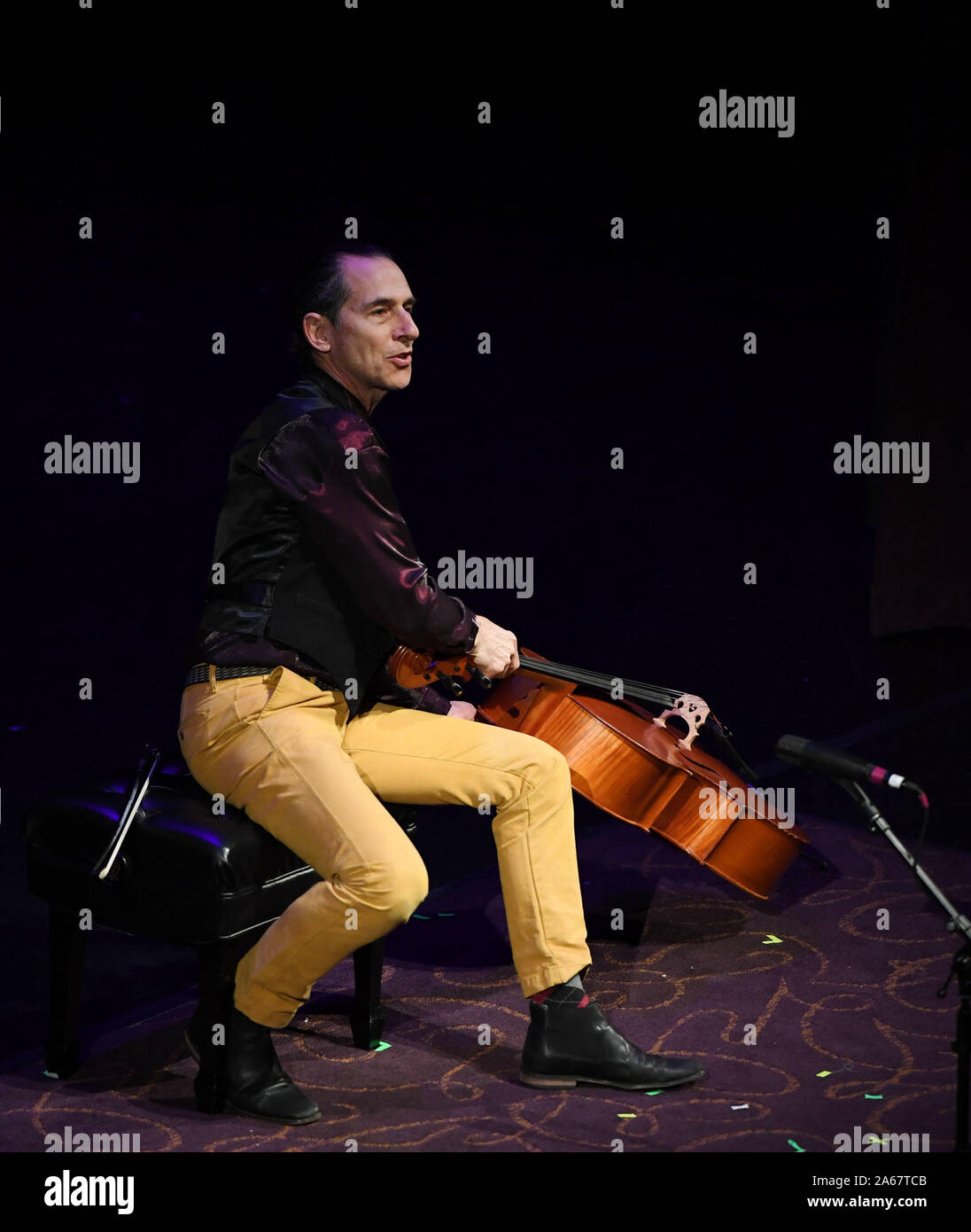 Stephen Katz High Resolution Stock Photography and Images - Alamy
