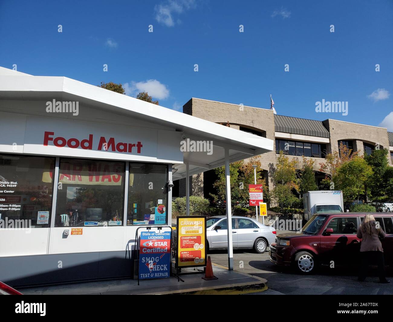 Photograph of Shell, a gas station in Lafayette, California, United ...
