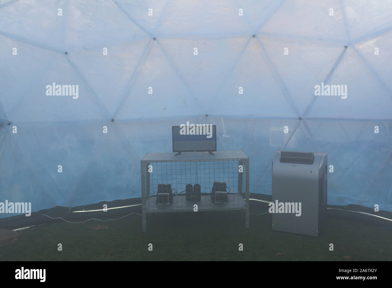 Smog dome beijing hi-res stock photography and images - Alamy