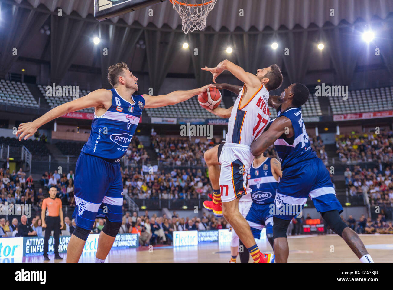 Stefano mancinelli fortitudo bologna hi-res stock photography and ...