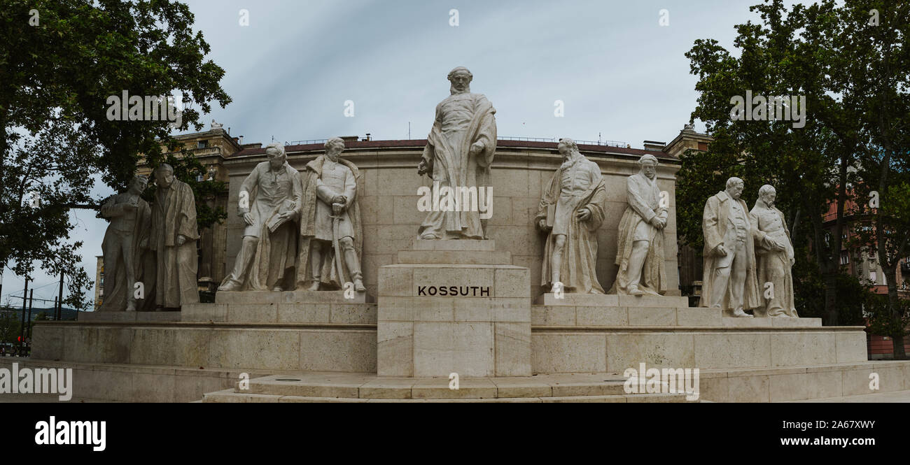 Kossuth Memorial, a public monument dedicated to former Hungarian ...