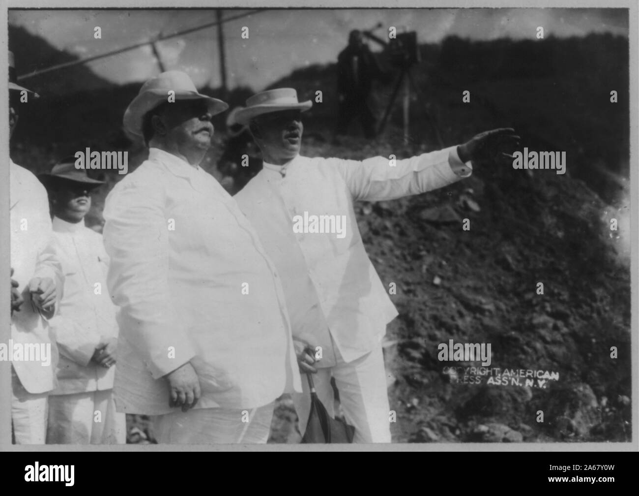 William Howard Taft, half length, standing, facing right, with Col ...