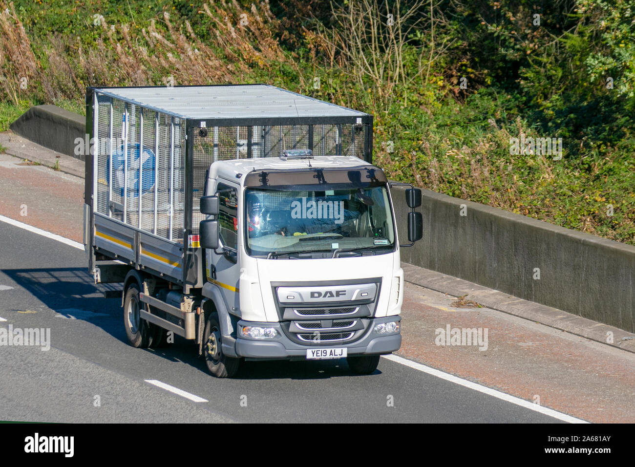 Flatbed lorry cage roadworks hi-res stock photography and images - Alamy