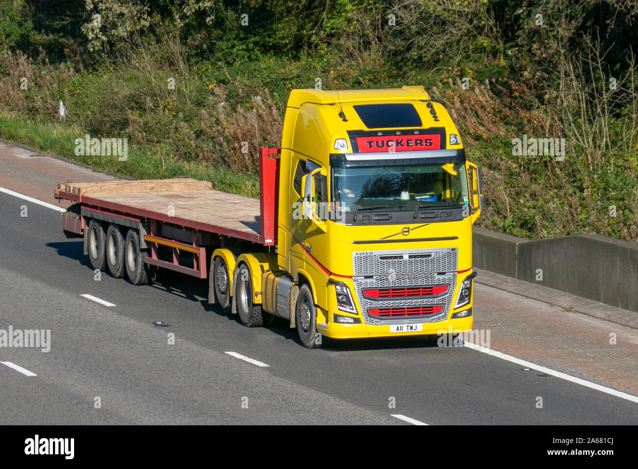 Flatbed Trailers High Resolution Stock Photography and Images - Alamy