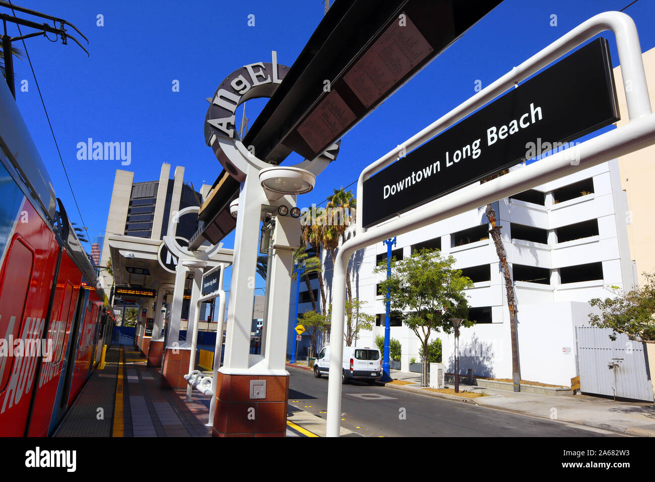 Downtown metrorail station hi-res stock photography and images - Alamy